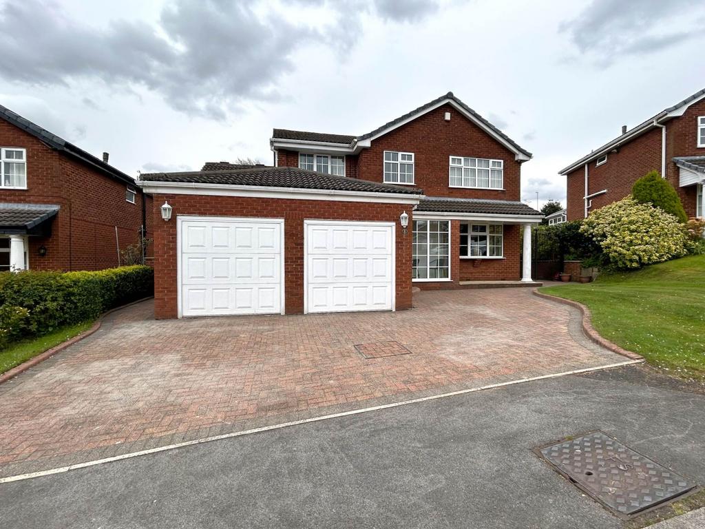 Brandwood, Oldham OL1 6 bed detached house - £585,000