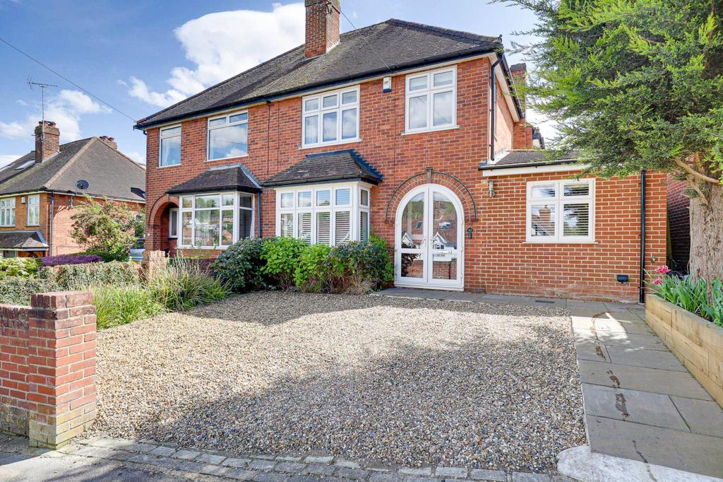 Oakley Road, Caversham 3 bed semi-detached house for sale - £699,950