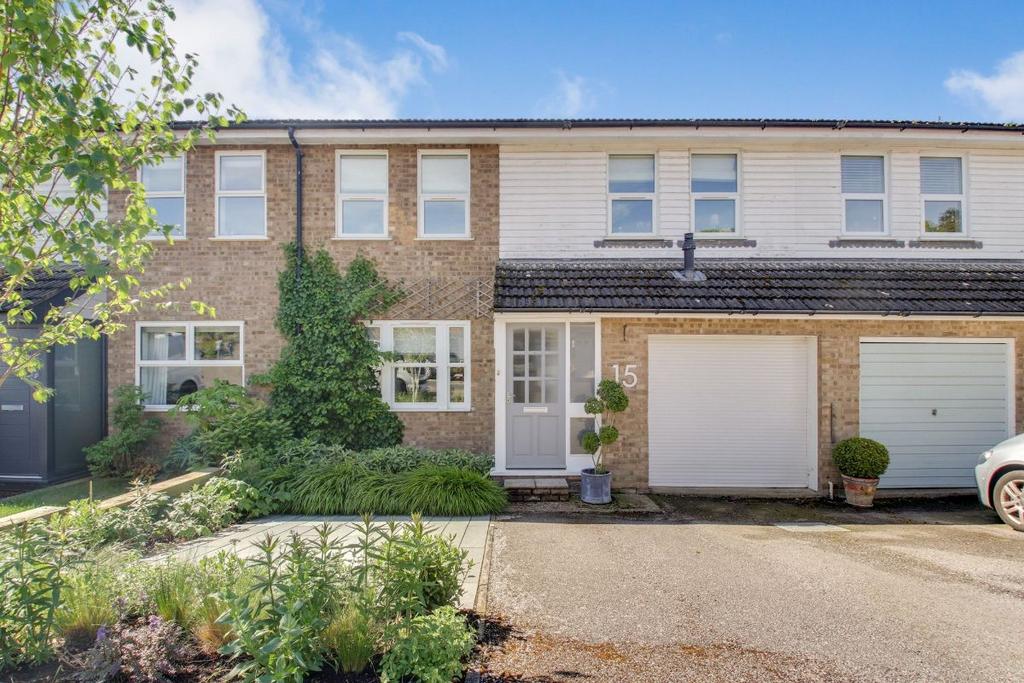 Naverne Meadows, Woodbridge 4 bed terraced house - £1,500 pcm (£346 pw)