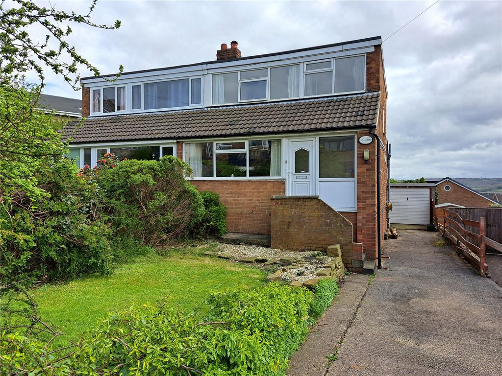 Priory Way, Mirfield, West Yorkshire... 3 bed semi-detached house for ...