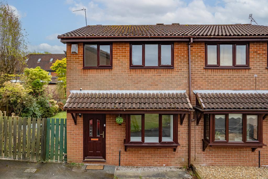 Oakwood, Skelmersdale WN8 3 bed semi-detached house for sale - £180,000