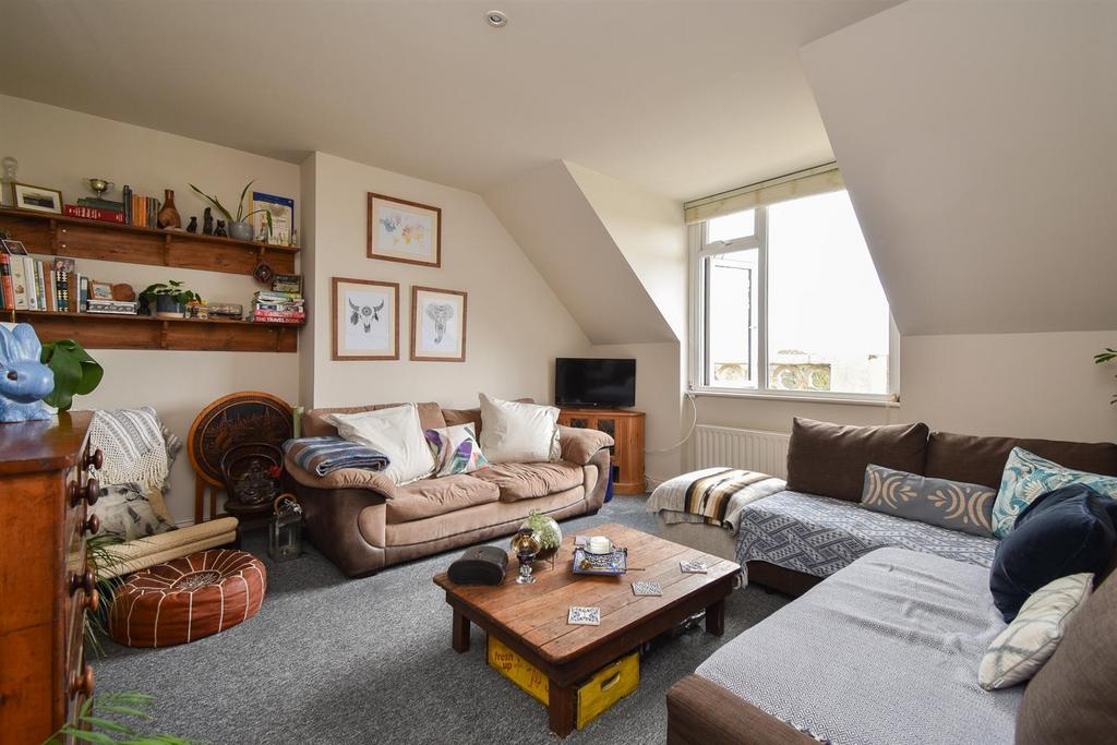 Anglesea Terrace, St. Leonards-On-Sea 1 bed flat - £185,000