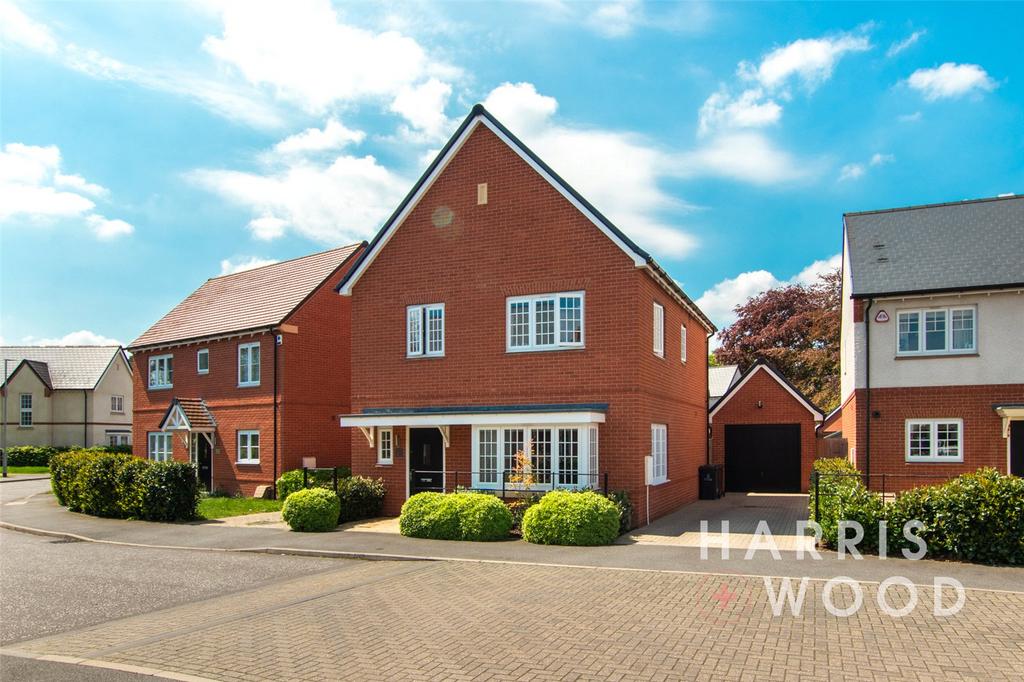 Avondene Drive Colchester Essex Co4 4 Bed Detached House £450 000