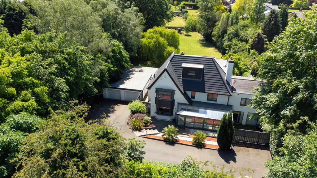 Landmere Lane, Ruddington, NG11 5 bed detached house - £1,200,000