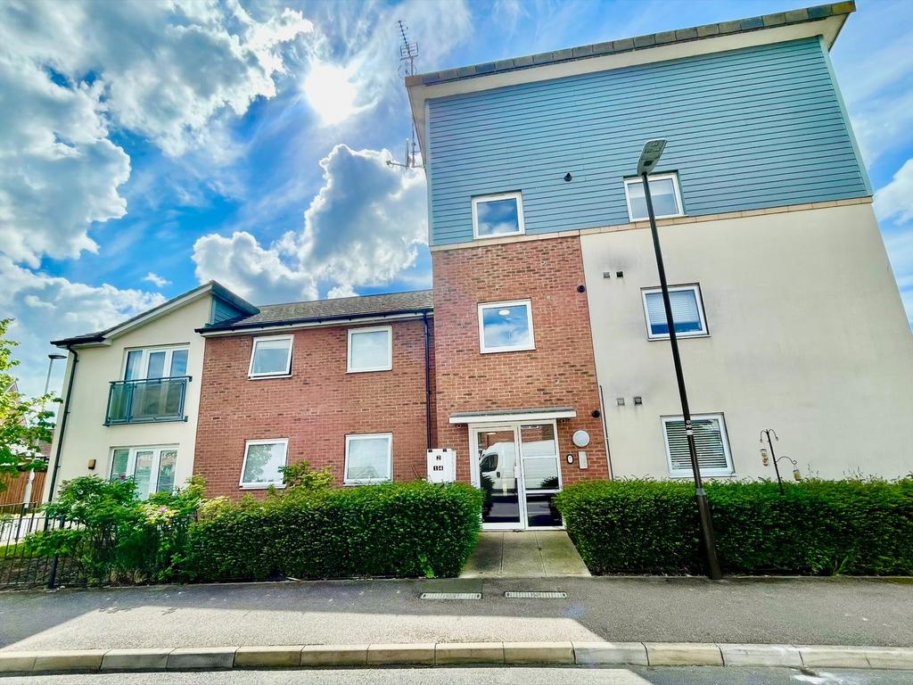 Meacham Meadow, Wolverton, Milton... 2 bed apartment - £92,000