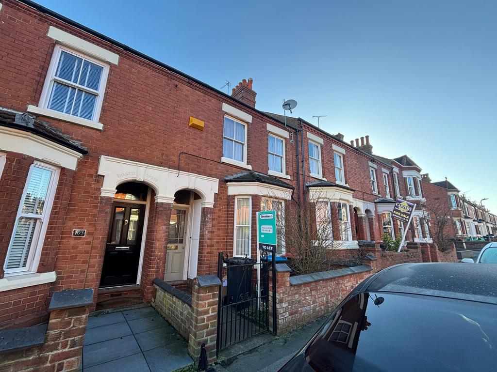 Windsor Street, Wolverton, Milton... 2 bed terraced house - £1,295 pcm ...