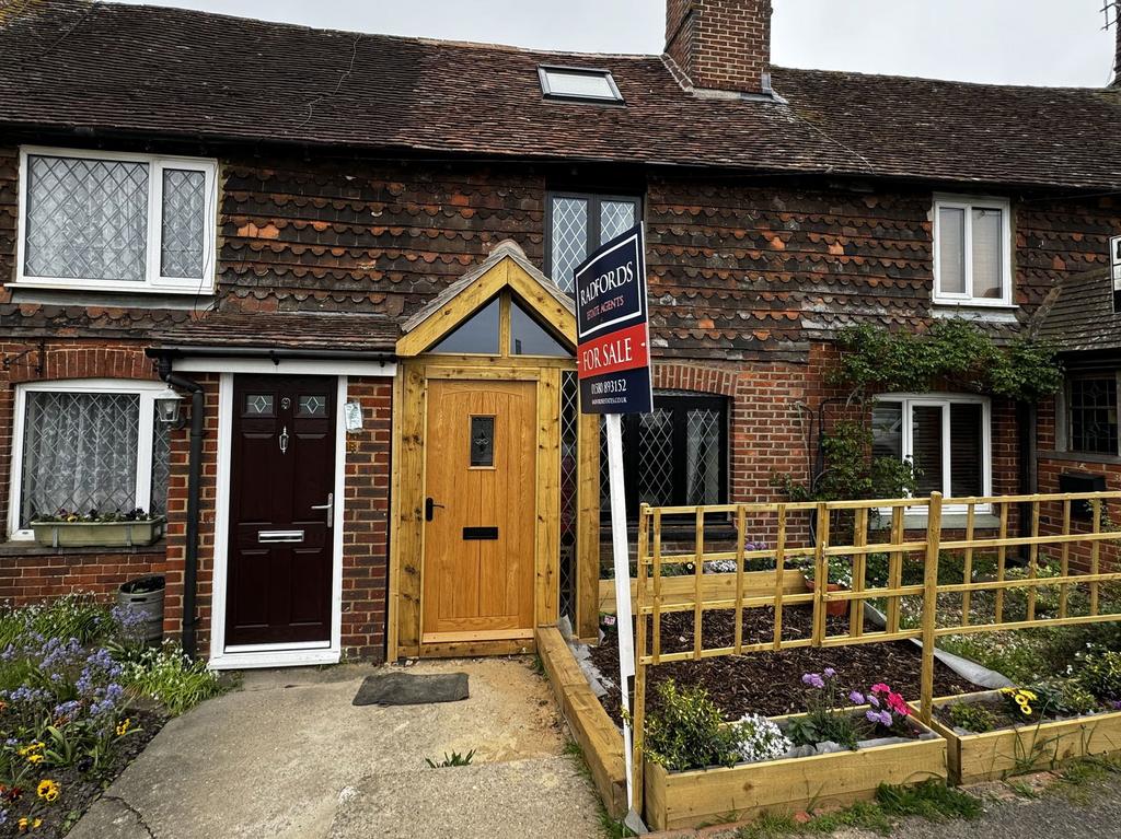 Staplehurst, Kent 3 bed cottage - £385,000