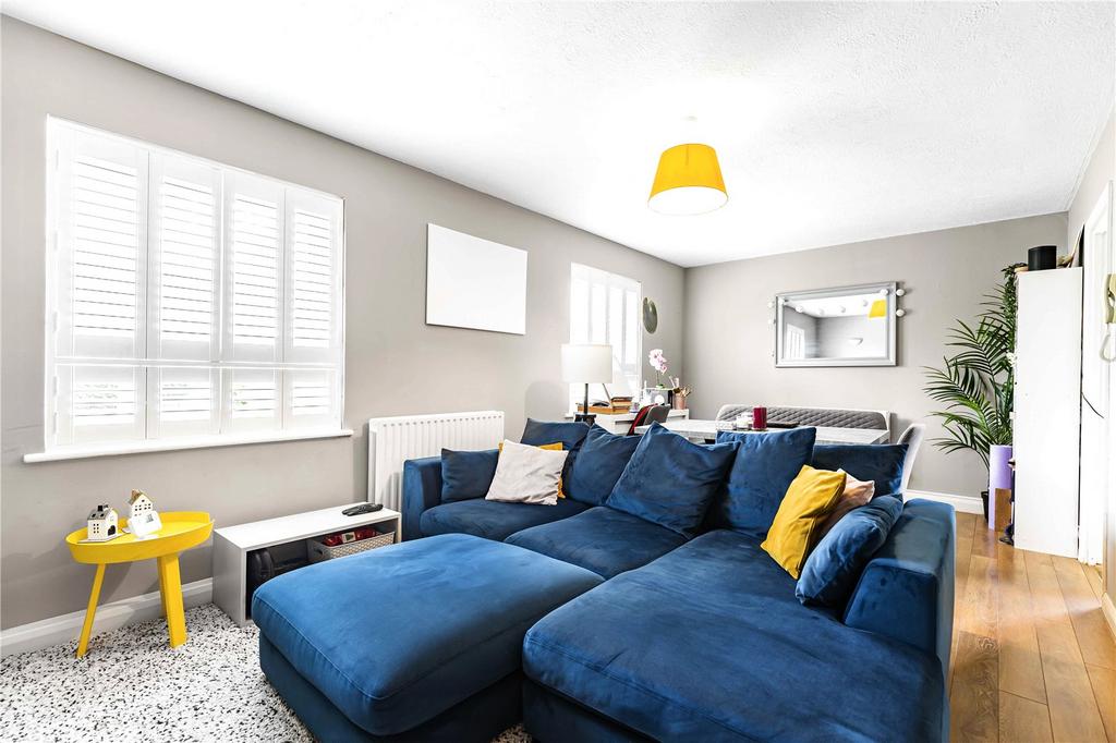 Lambourn Grove, Kingston upon Thames... 1 bed apartment - £1,700 pcm (£ ...