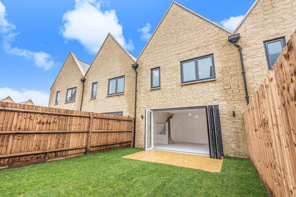 Mill Road, Wolvercote, OX2 2 bed property - £2,000 pcm (£462 pw)