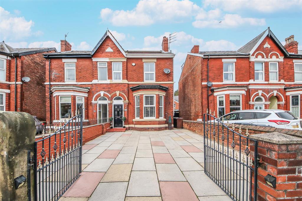 Tithebarn Road, Southport PR8 5 bed semi-detached house for sale - £280,000