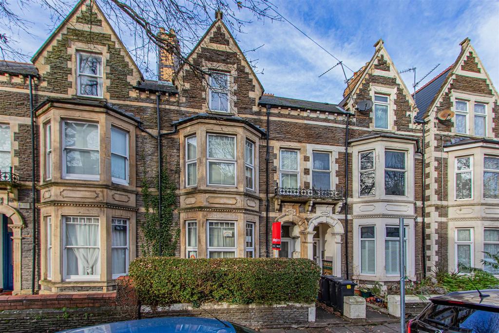 Princes Street, Cardiff CF24 1 bed flat - £925 pcm (£213 pw)