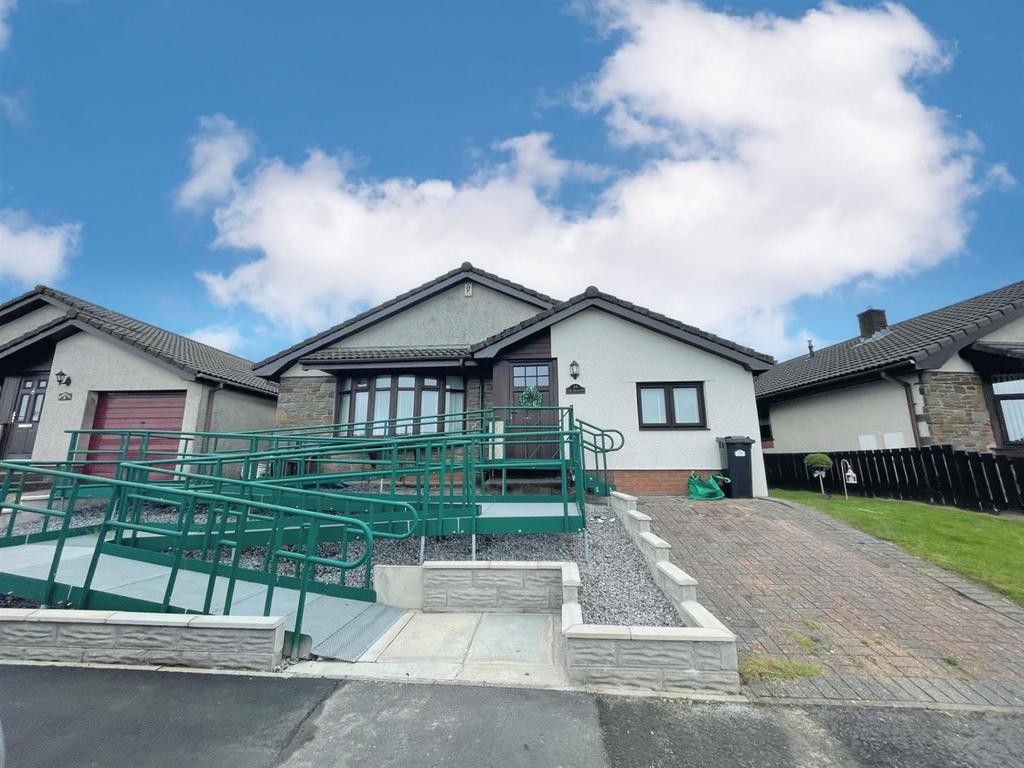 The Meadows, Cimla, Neath 3 bed detached bungalow - £295,000
