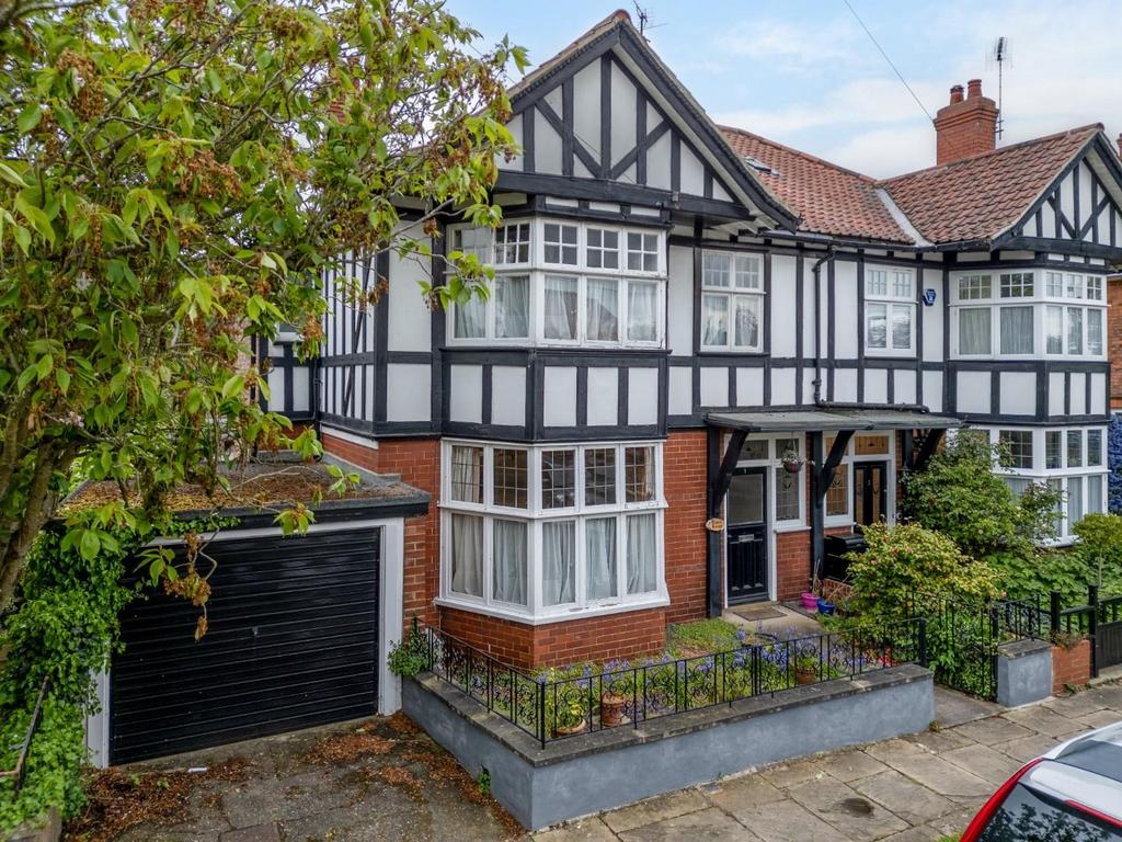 Derwent Road, York 5 bed semi-detached house for sale - £750,000