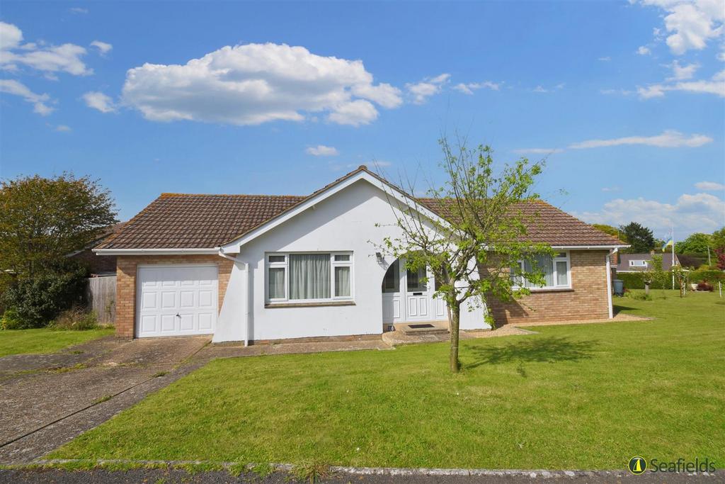 Spencer Glade, Ryde, PO33 3AJ 2 bed detached bungalow - £385,000