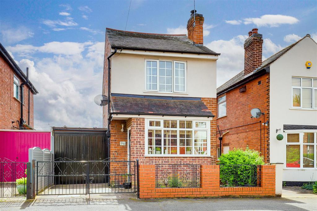 Ingram Road, Bulwell NG6 2 bed detached house - £190,000