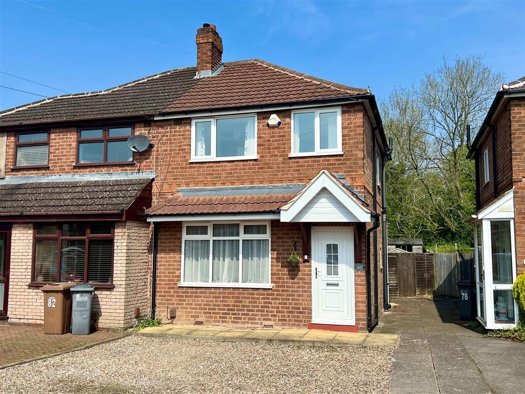 Middleton Road, Shirley, Solihull 3 bed semi-detached house - £289,950