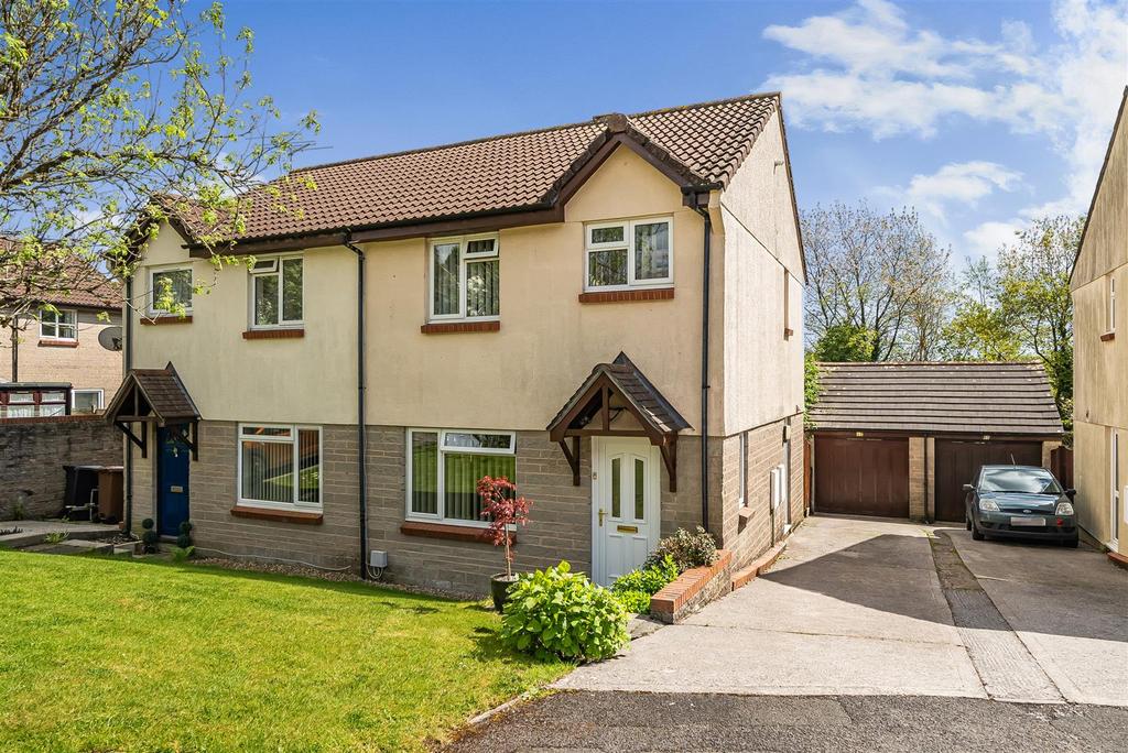 Plover Rise, Ivybridge PL21 3 bed semi-detached house - £285,000