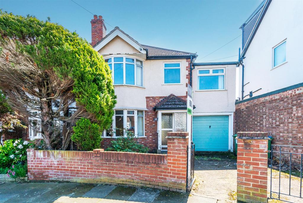 Montbelle Road, New Eltham SE9 5 bed semi-detached house - £590,000
