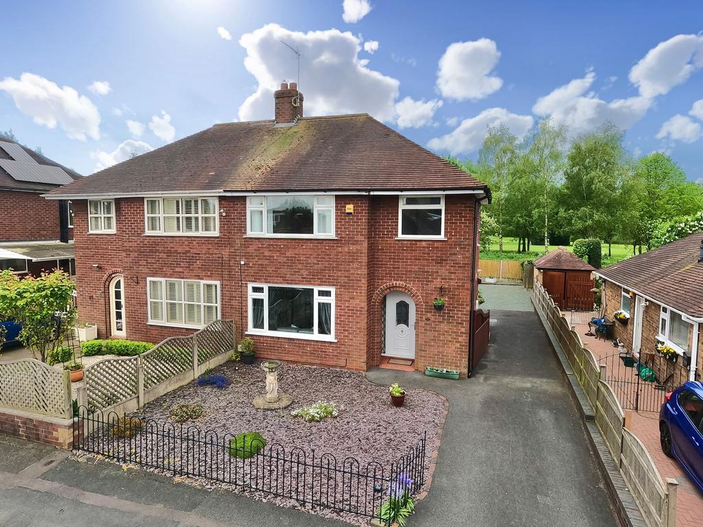 Craig Walk, Alsager, ST7 3 bed semi-detached house for sale - £250,000