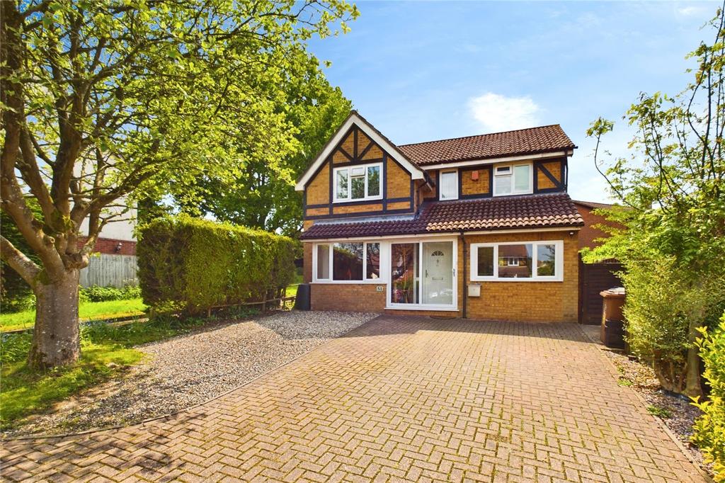 Hawkley Drive, Tadley, Hampshire, RG26 4 bed detached house for sale ...