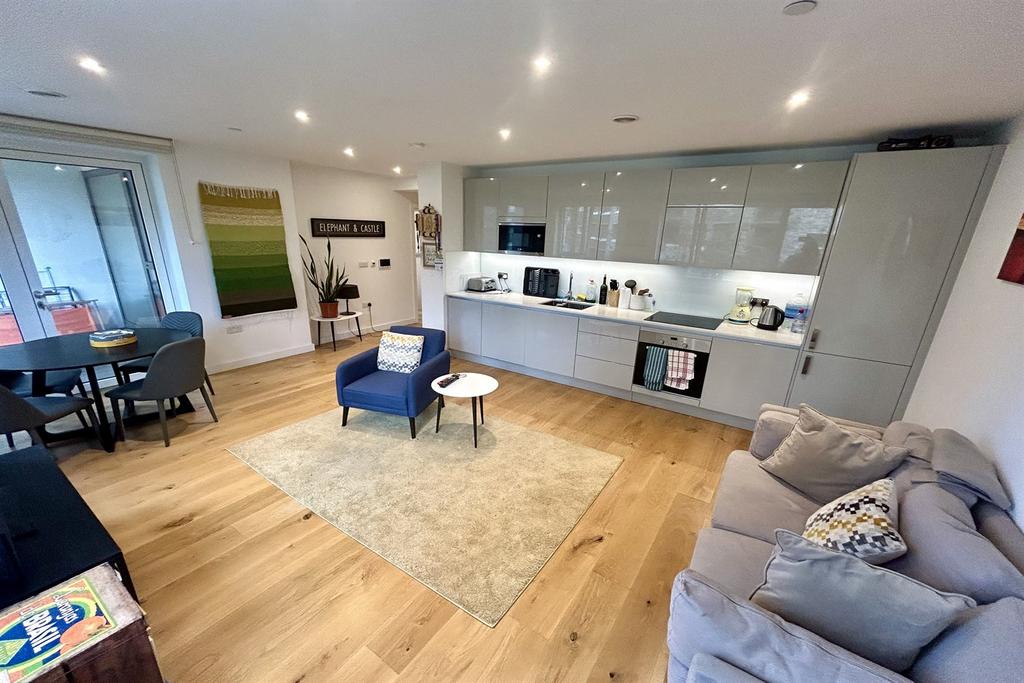 Tarling House, London SE17 1 bed flat - £539,000