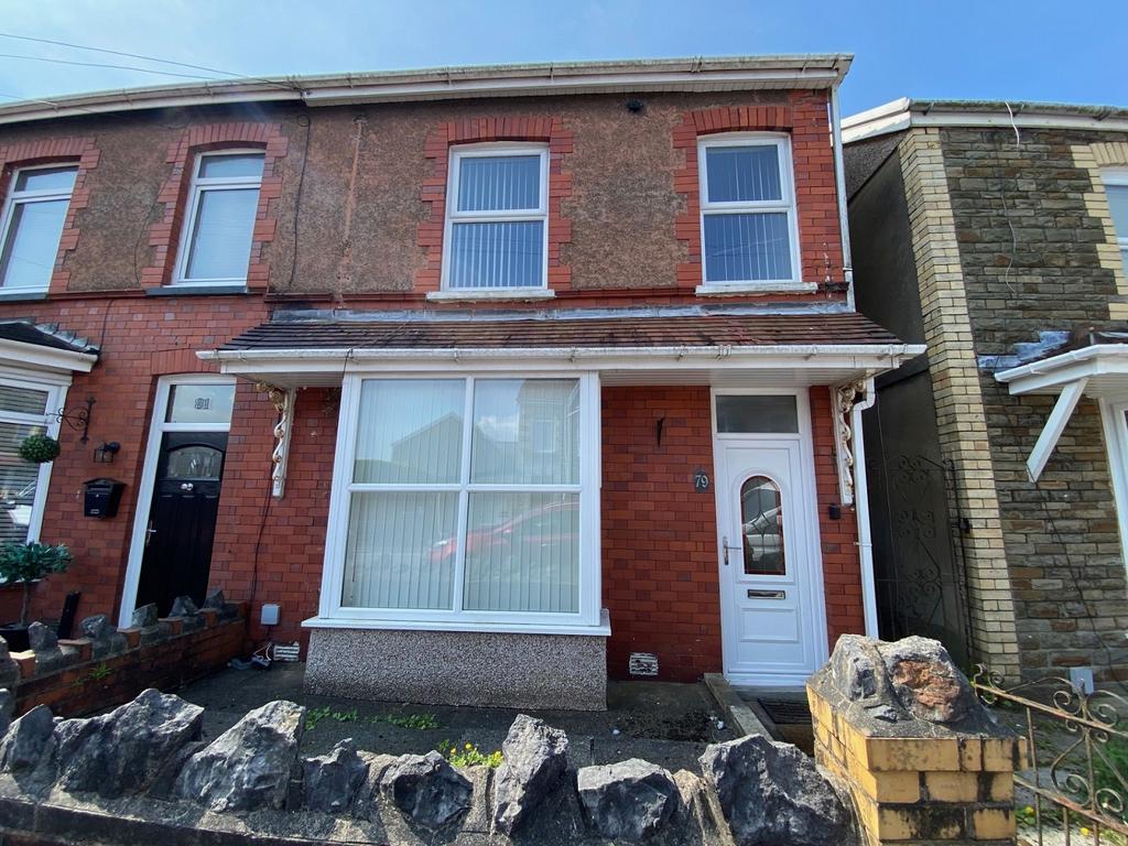 Leonard Street, Neath, Neath Port... 3 bed end of terrace house - £155,000