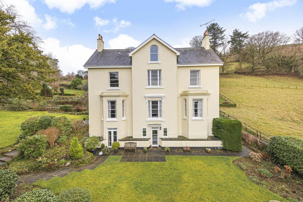 Meldon Hall, Newton Abbot 3 bed apartment - £299,950