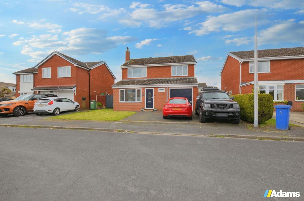 Bunbury Drive, Higher Runcorn 4 bed detached house for sale - £330,000