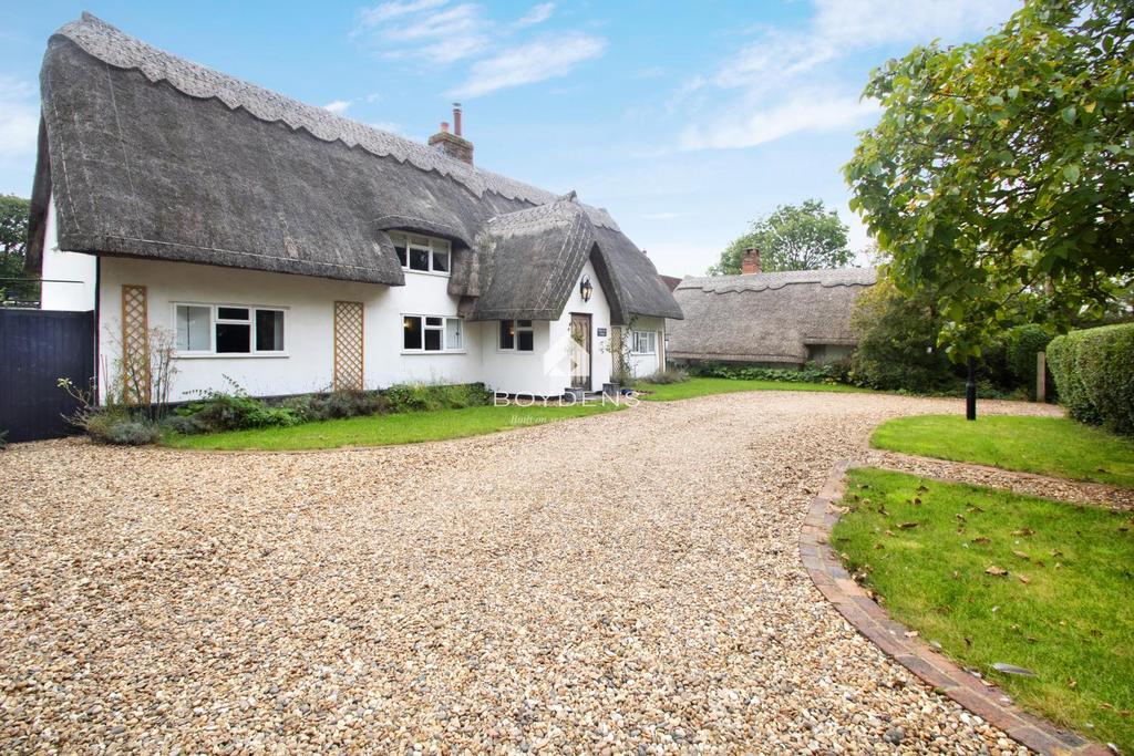 Bambers Green, Bishop's Stortford CM22 4 bed detached house - £695,000