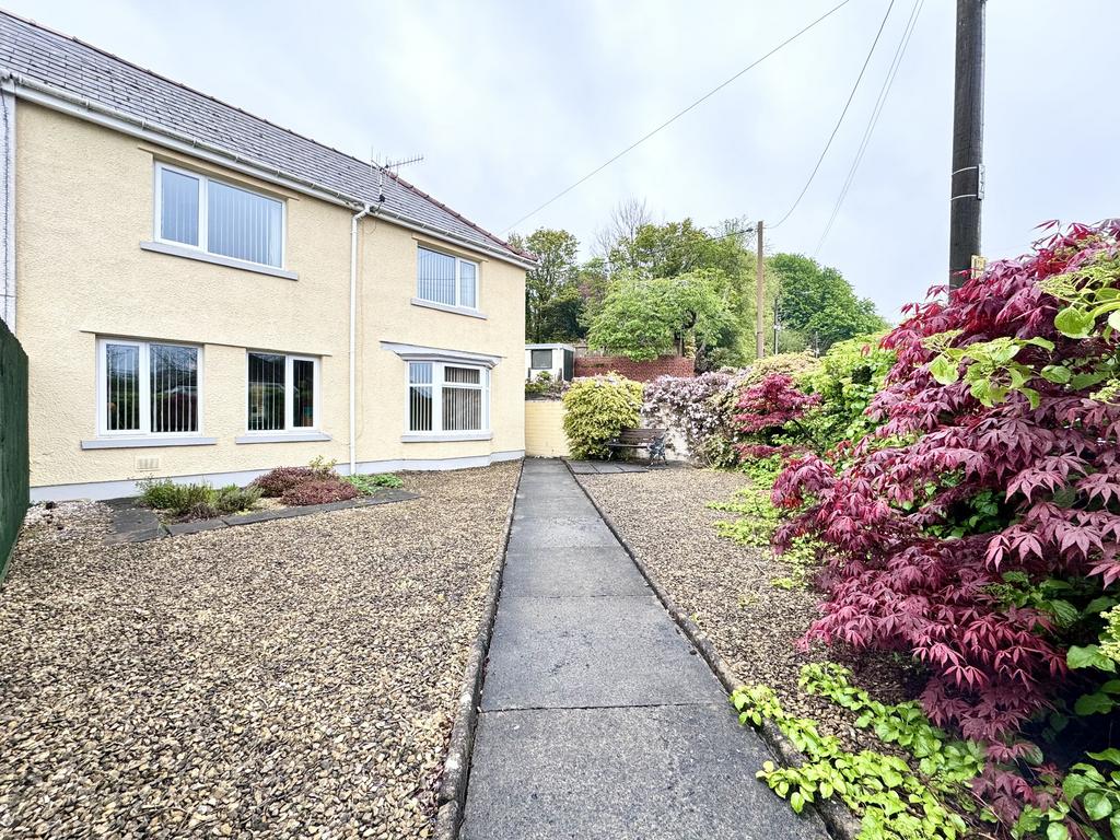 Aberdare CF44 3 bed semi-detached house - £199,995