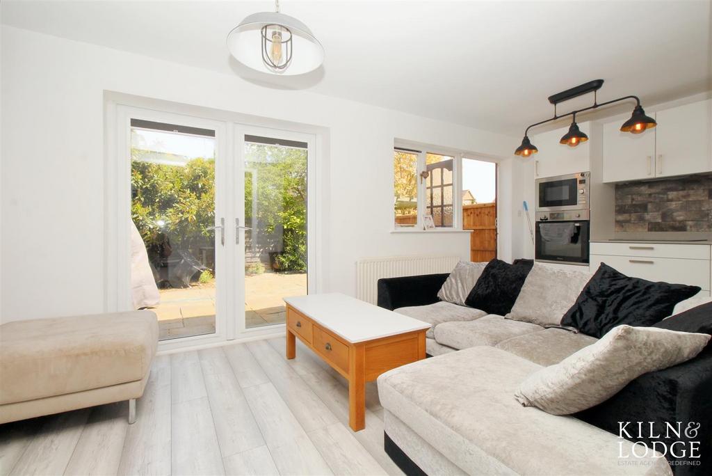 Roding Drive, Kelvedon Hatch 3 bed terraced house for sale - £435,000