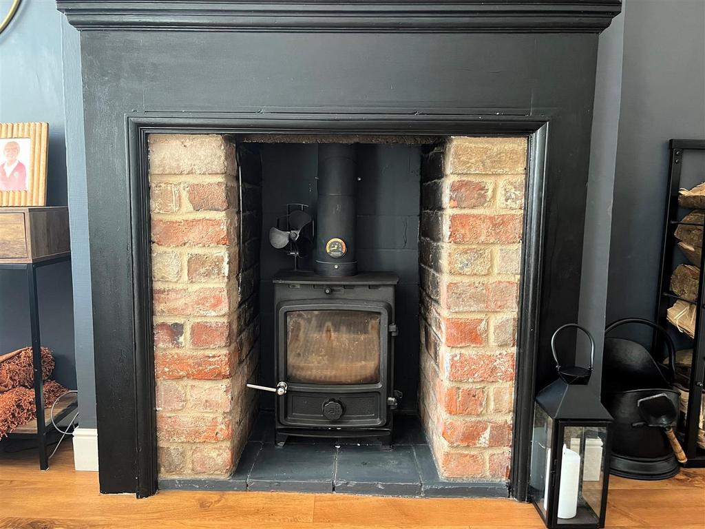 Regent Street, Stonehouse 2 bed end of terrace house for sale - £325,000