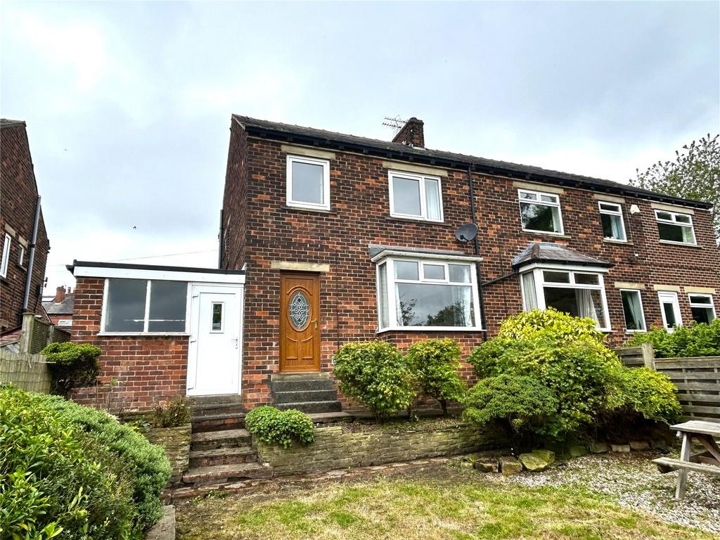 Greenroyd Avenue, Hunsworth... 3 bed semi-detached house - £235,000