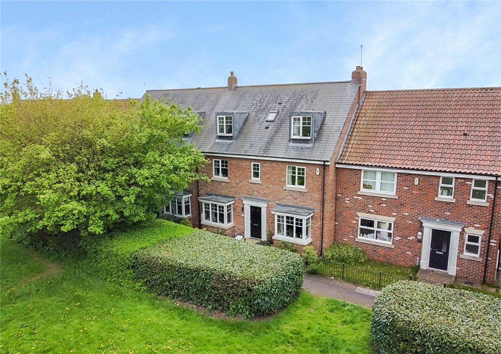 Condercum Green, Ingleby Barwick TS17 6 bed terraced house - £299,950