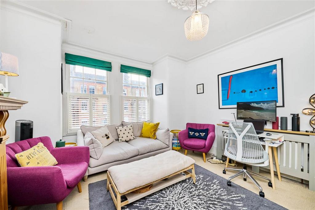 Queenstown Road, SW8 2 bed flat - £599,950