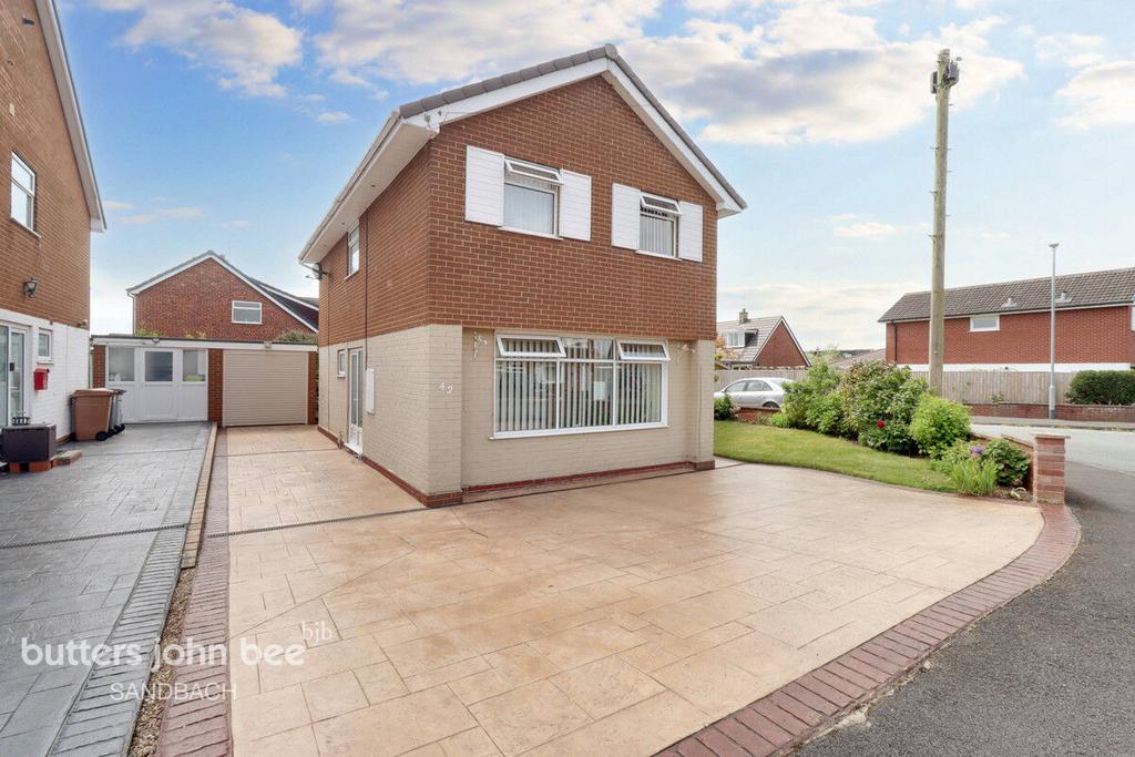 Roman Way, Sandbach 3 bed detached house for sale - £290,000