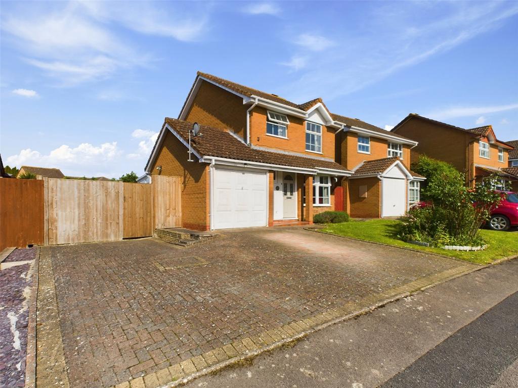 Bader Avenue, Churchdown, Gloucester... 3 bed detached house - £360,000