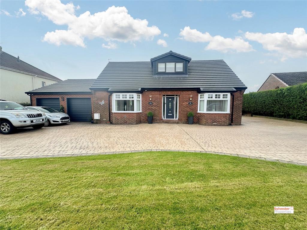 Hill Top, Stanley, County Durham, DH9 3 bed bungalow for sale - £340,000