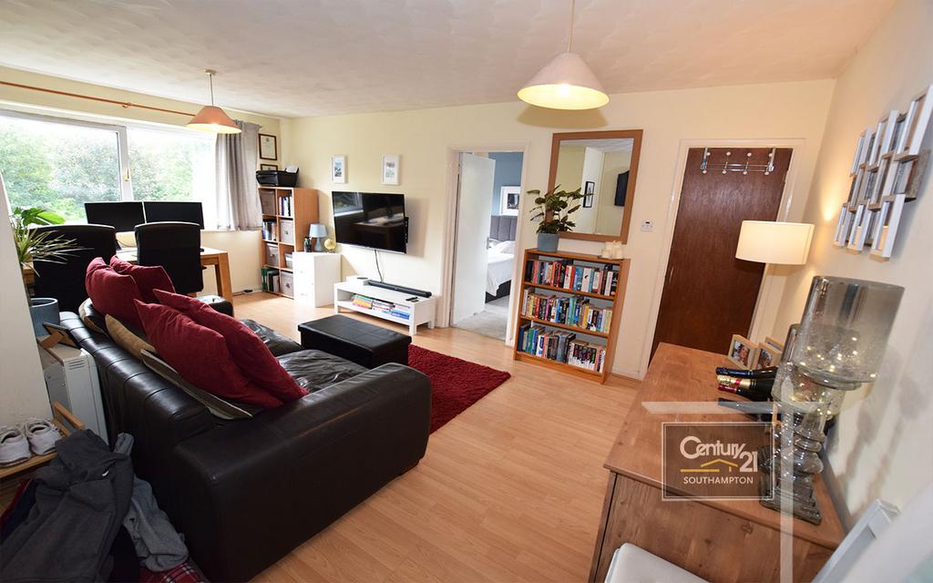 Kent Road, SOUTHAMPTON SO17 1 bed flat - £125,000