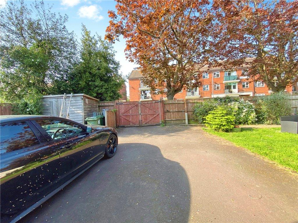 Ashurst Road, Portsmouth, Hampshire 3 bed bungalow - £280,000