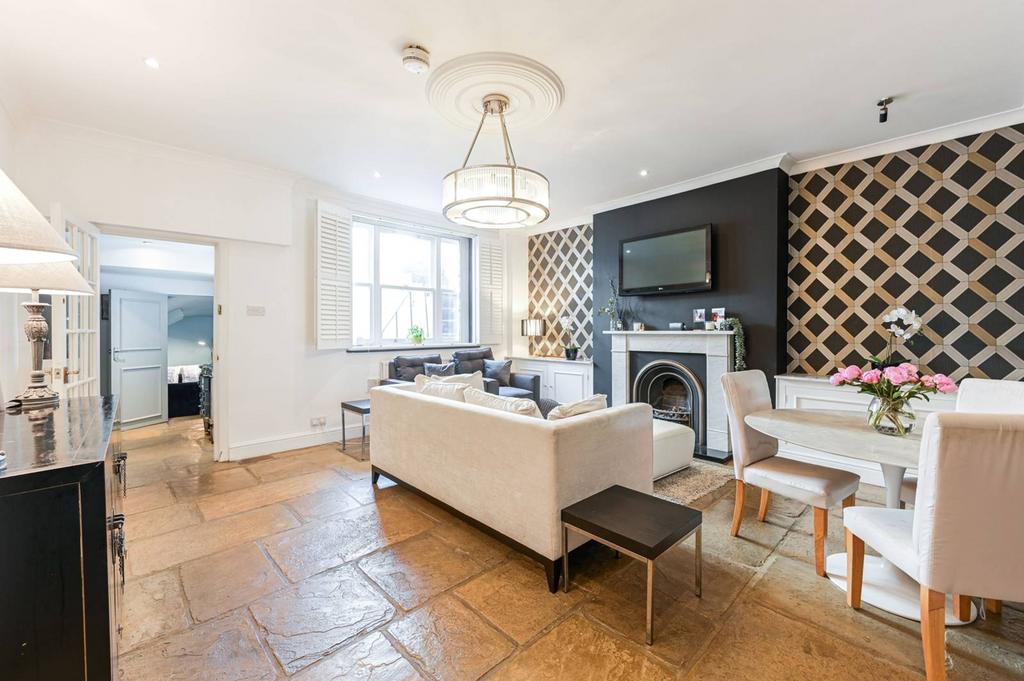 St Georges Drive, Pimlico, London, SW1V 2 bed flat for sale - £900,000