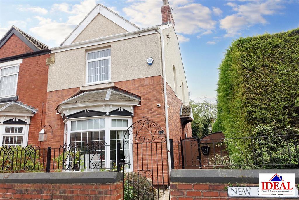 New Street, Carcroft, Doncaster 3 bed semi-detached house - £170,000