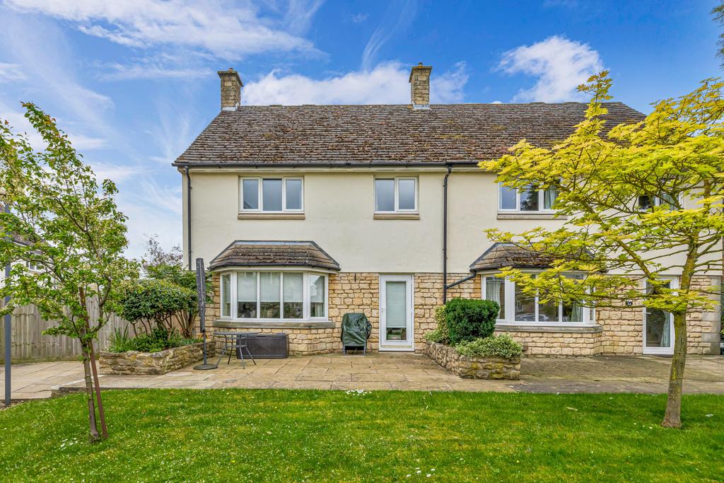 Torkington Gardens, Stamford, PE9 3 bed terraced house for sale - £395,000