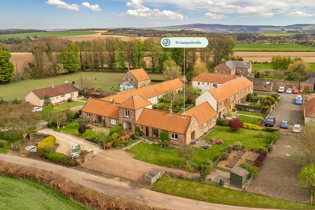 16 Lempockwells, Pencaitland, EH34 5EW 4 bed property with land for ...