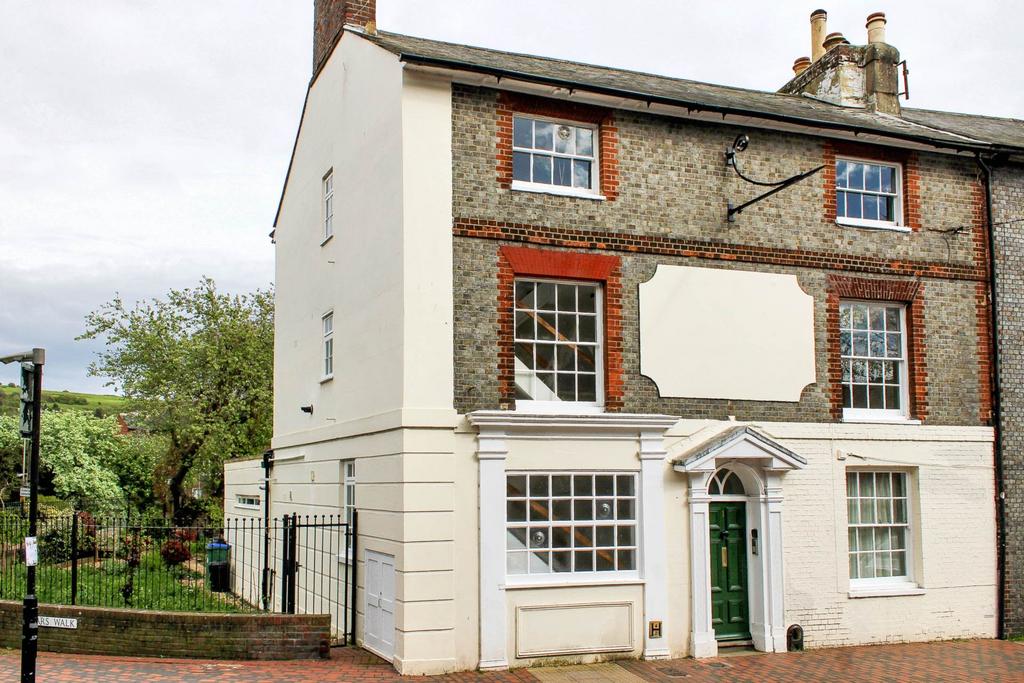 Friars Walk, Lewes 2 bed apartment - £425,000