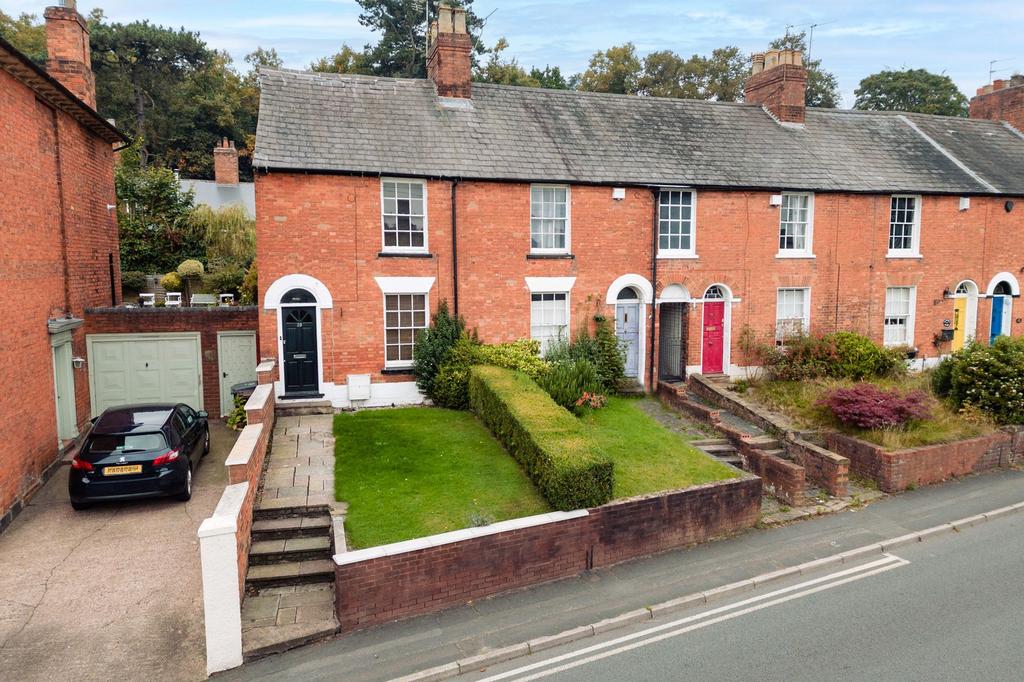 Lower Street, Tettenhall... 3 bed end of terrace house - £249,500