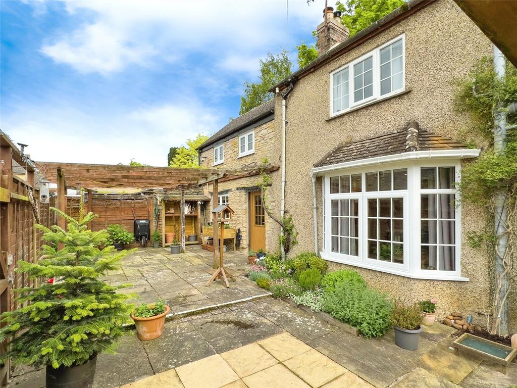 Mill Street, Witney OX29 4 bed terraced house - £800,000