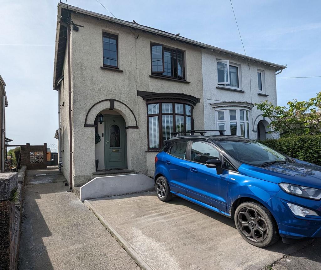 Penygroes Road, Blaenau, SA18 3 bed semi-detached house - £199,950