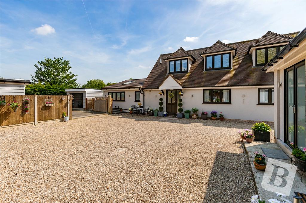 Ongar Road, Fyfield, Ongar, Essex, CM5 4 bed detached house for sale ...