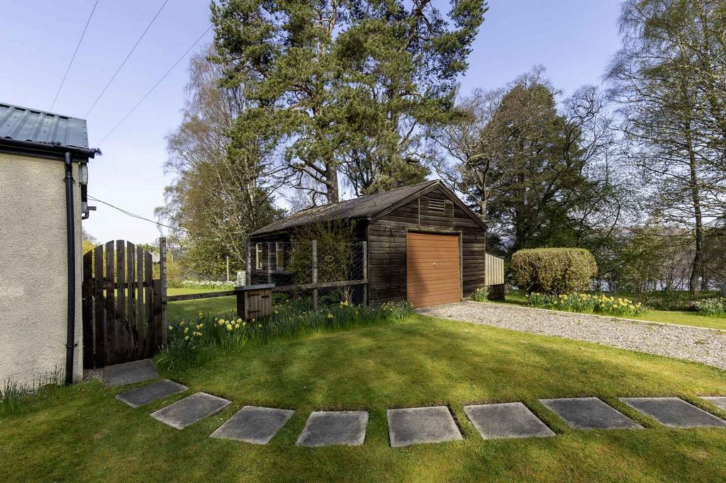 Lonavhille, Carie, Rannoch, Perth And... 2 bed detached house - £275,000